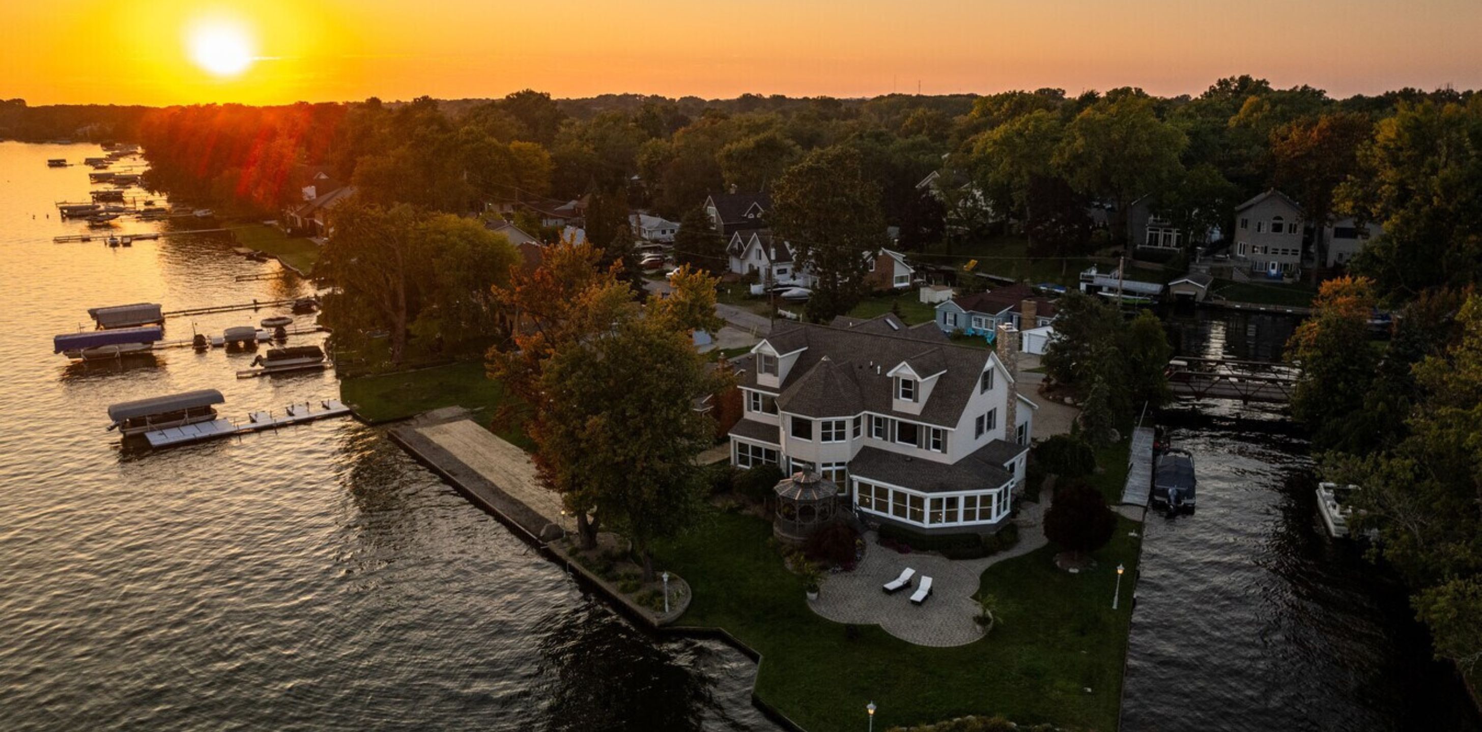 West Bloomfield Township, Michigan: A Neighborhood Guide - Let's Detroit